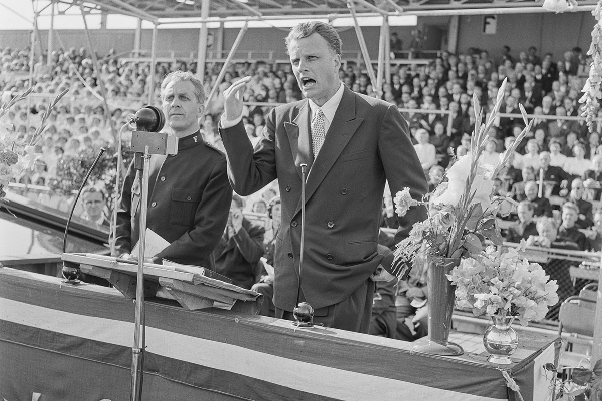 We Love You, Billy: A Tribute to Billy Graham by Chancellor Gregory ...